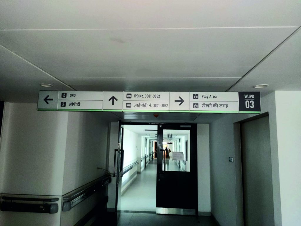 What to Look for When You Plan for Signage and Wayfinding for a Large ...